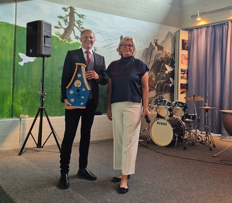 Rektor Martin Mederer an der Grund- und Mittelschule verabschiedet ...